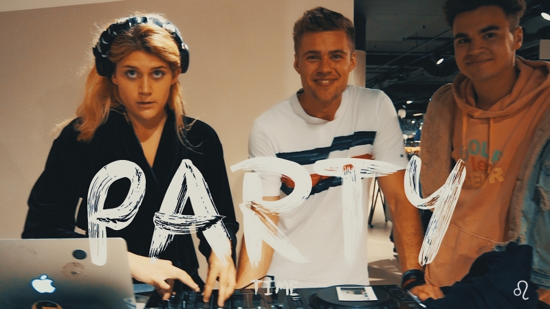 Party Time Mp4 Hq Xxx Video